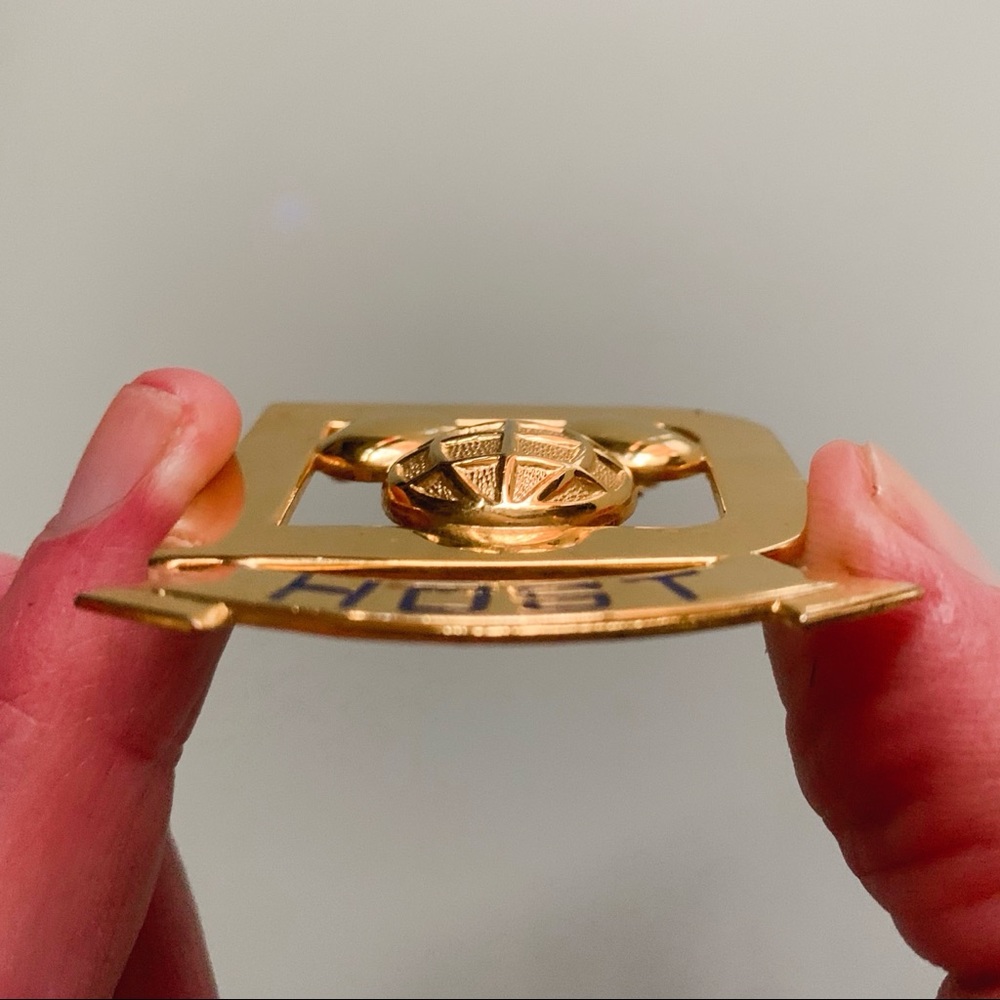 Walt Disney Attractions Guest Relations Host Official… - Gem